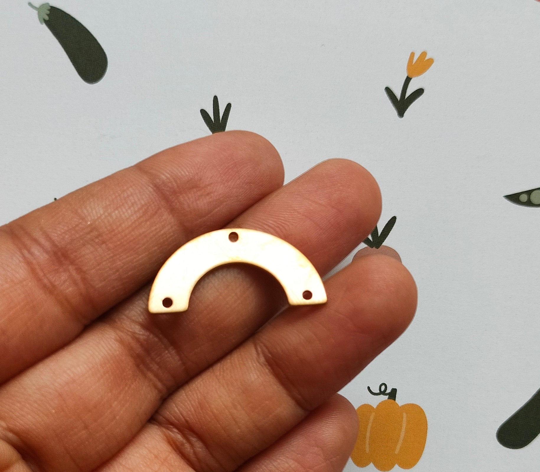 Charm Semi Circle Connector – The Crimson Store