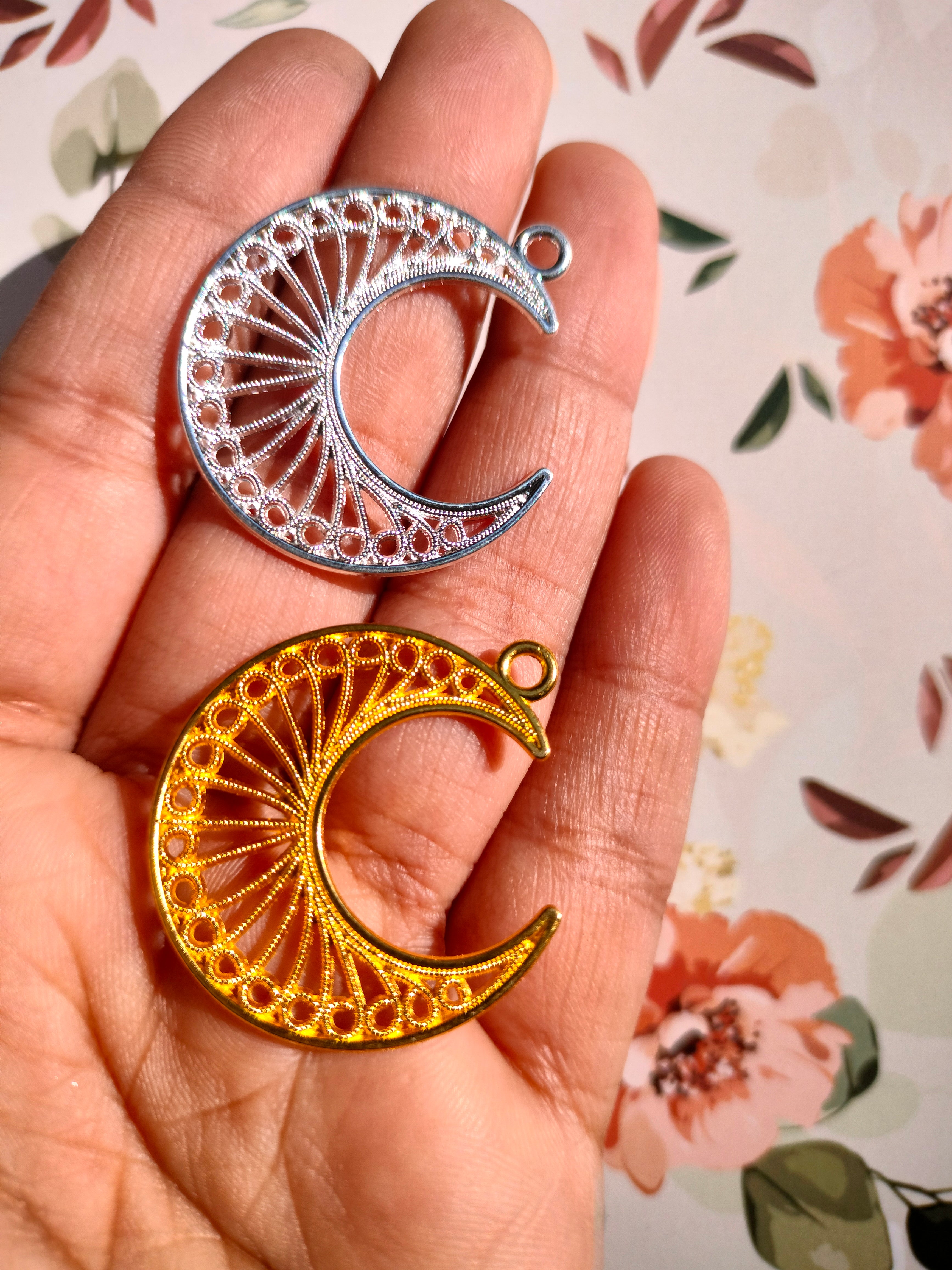 Moon Crescent Bezel | 17*15 mm |Pendant Charm| Resin Alloy Jewelry Mak ...